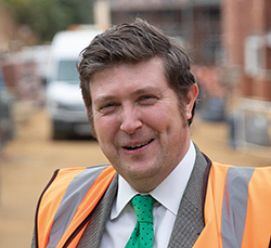 'Proud to call town our home': Insurance giant Simply Business opens ...